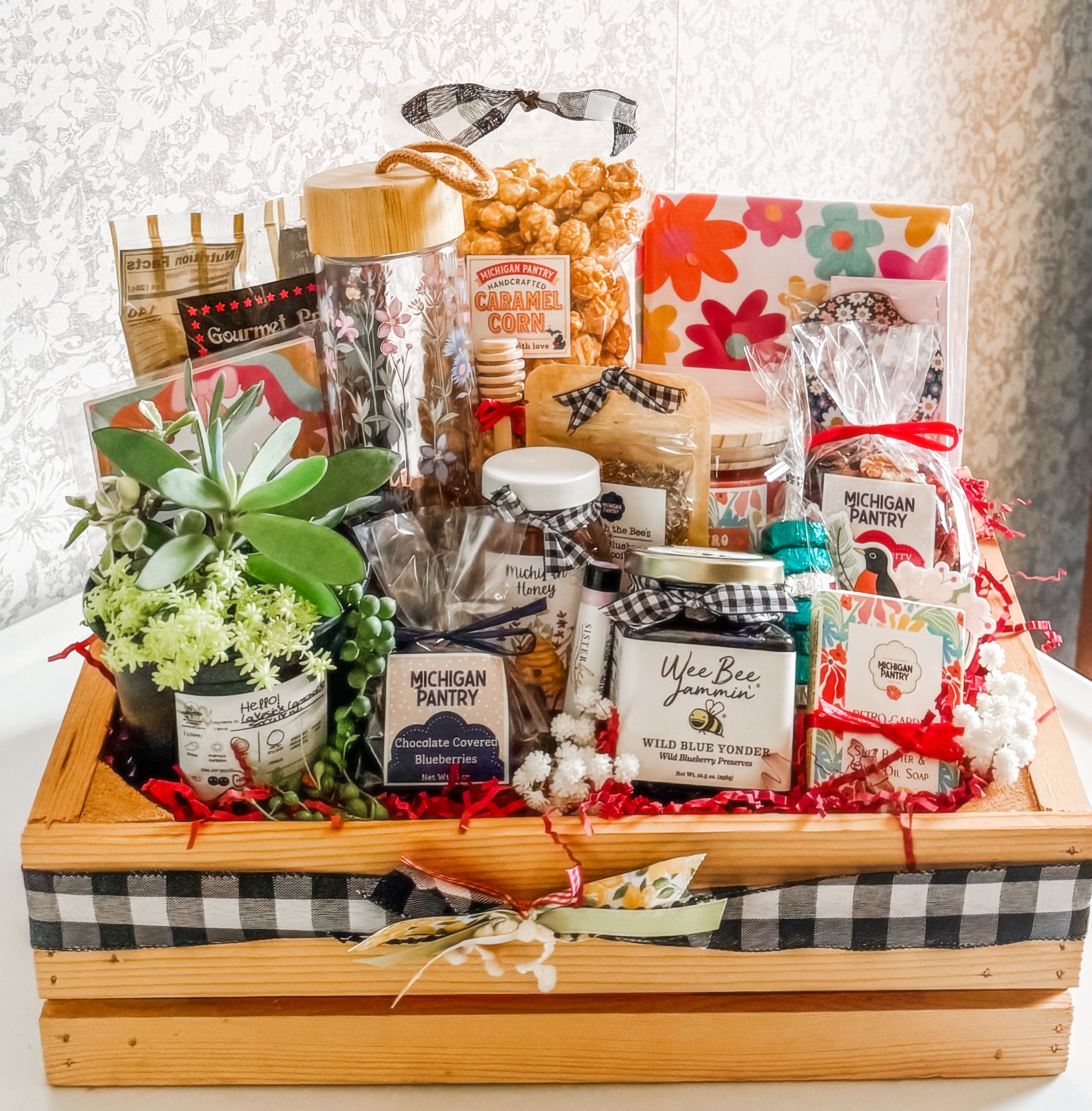 Custom Michigan Gift Boxes & Corporate Gifting | Michigan Pantry ...